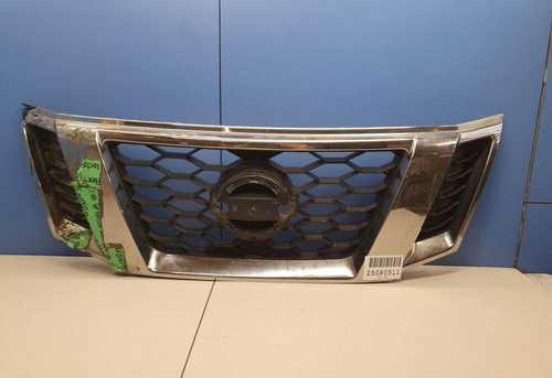 Решетка радиатора Nissan Terrano D10 2014