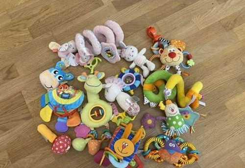 Равивающие игрушки Playgro, Mothercare, Taf toys
