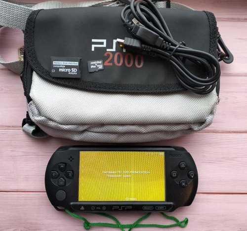 Sony PSP e1008 прошита, карта памяти 64gb