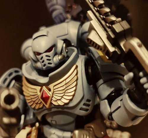 Фигурка warhammer 40000 joy toy