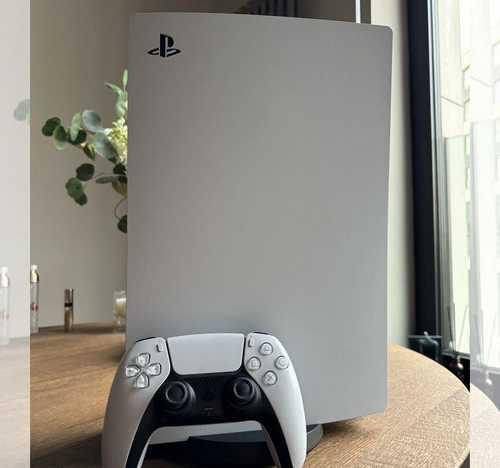 Sony PlayStation 5, 825 ГБ