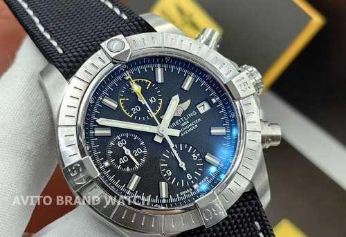 Часы Breitling Avenger хронограф 45 mm black dial