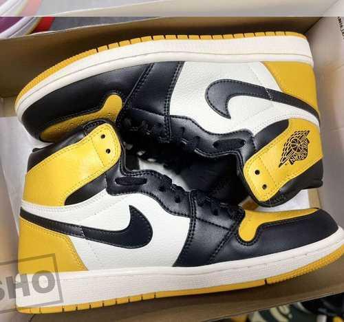 Nike Air Jordan 1 Yellow Toe Lux