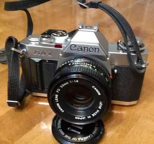 Canon AV-1 Canon FD 5mm 1:1,18