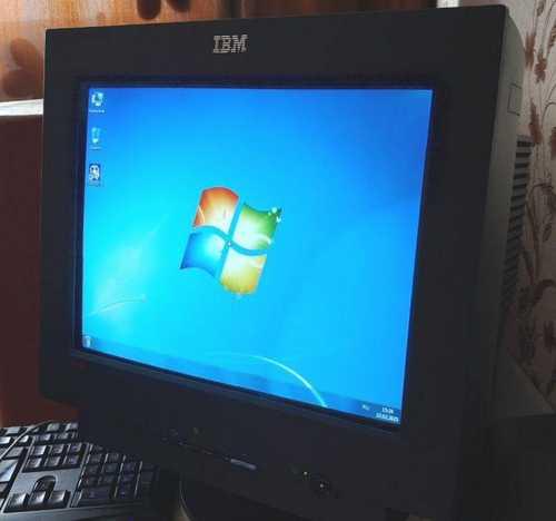 ЭЛТ Монитор IBM ThinkVision C170