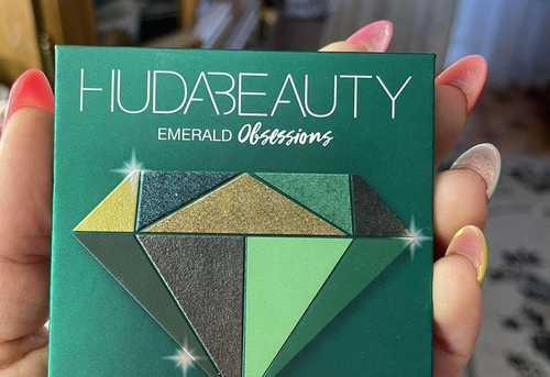 Палетам теней huda beauty