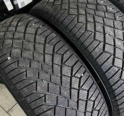 Continental ContiVikingContact 7 245/50 R19 105T
