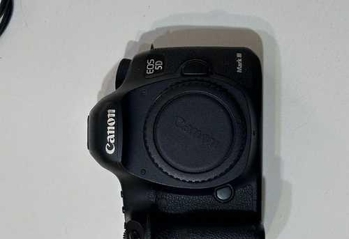 Canon eos 5D mark iii body