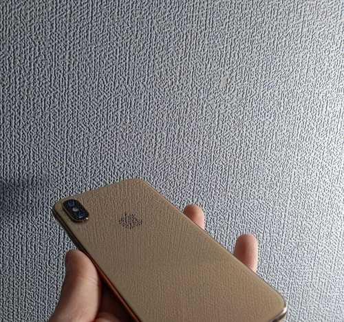 iPhone Xs, 64 ГБ
