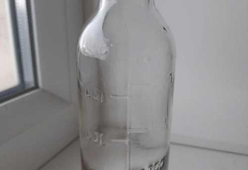 Бутылка стекло с мерной насечкой