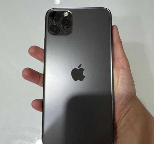 iPhone 11 Pro Max, 64 ГБ