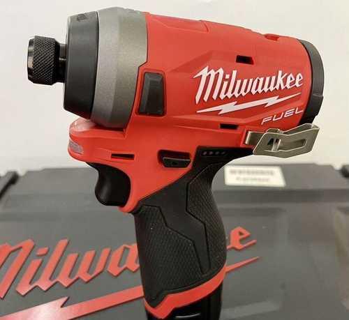 Винтоверт Milwaukee M12 FID-202X fuel 4933459823