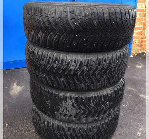 Michelin Latitude X-Ice North 2 215/70 R16