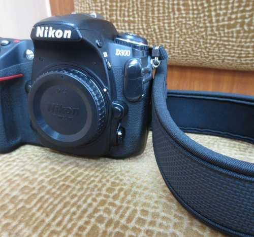 Nikon D300 Body