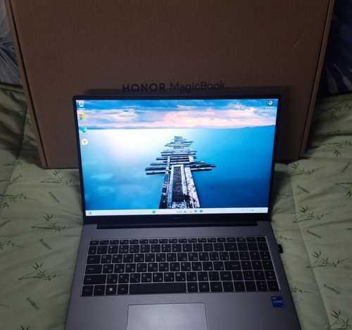 Honor magicbook x16 2024