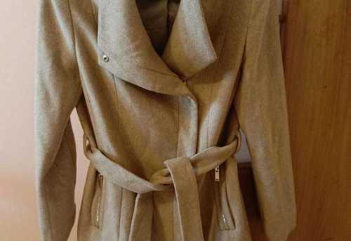 Верхняя одежда пакетом, пальто и куртка