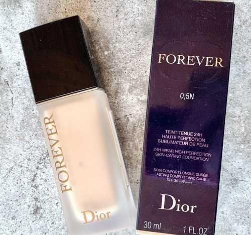 Тональная основа Dior Forever 0,5N