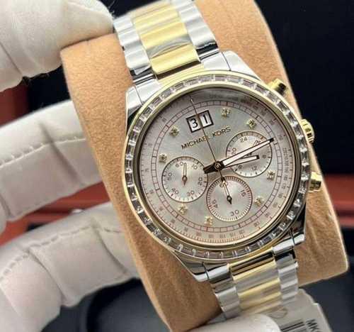 Наручные женские часы Michael Kors MK6188