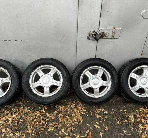 Комплект зимних колес статусы r14 185/65