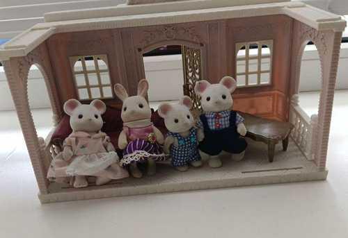 Sylvanian families домик с жителями