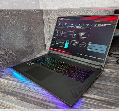 Asus Rog Strix G18, 13980hx, 4080, 32gb, 1tb