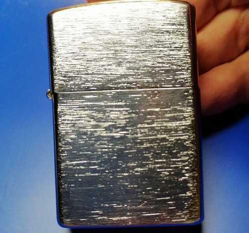 Зажигалка бензиновая zippo