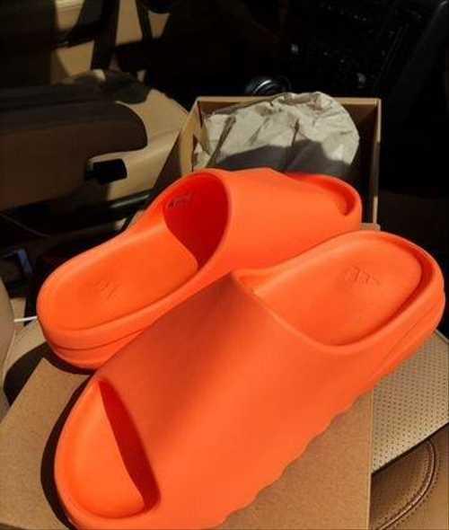 Adidas yeezy slide orange