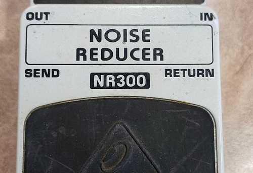 Behringer NR300 (шумодав)