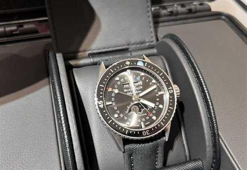 Часы Blancpain Fifty Fathoms Bathyscaphe Quantieme