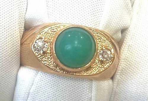 Золотое кольцо с нефритом 17 размер
