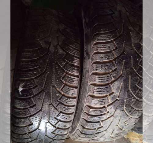 Nokian Tyres Hakkapeliitta 10p 215/65 R16 98V