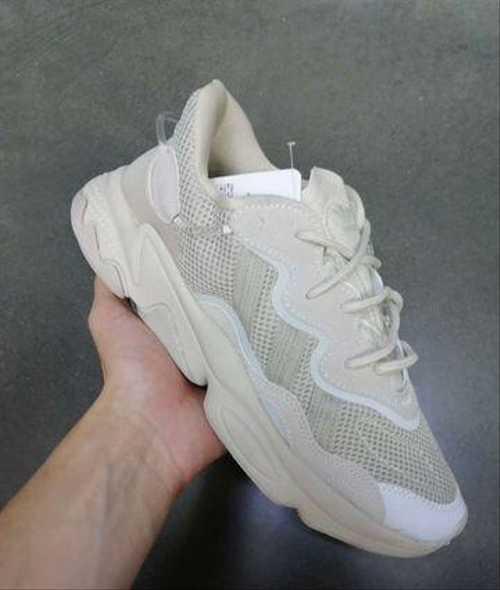 Кроссовки Adidas Ozweego