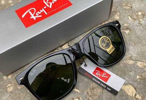 Солнцезащитные очки Ray ban