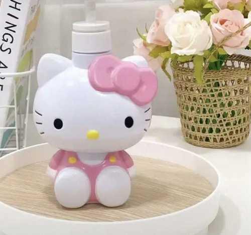 Hello kitty баночка диспенсер