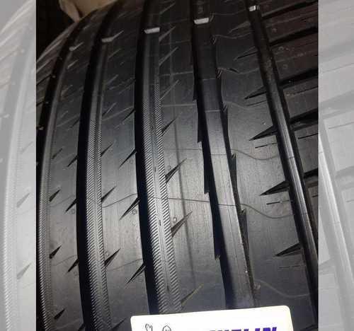 Michelin Pilot Sport 4 SUV 295/40 R22 112Y