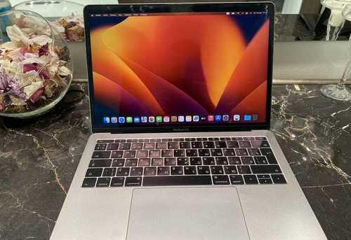 Macbook Pro 13 2017 i5 256 gb