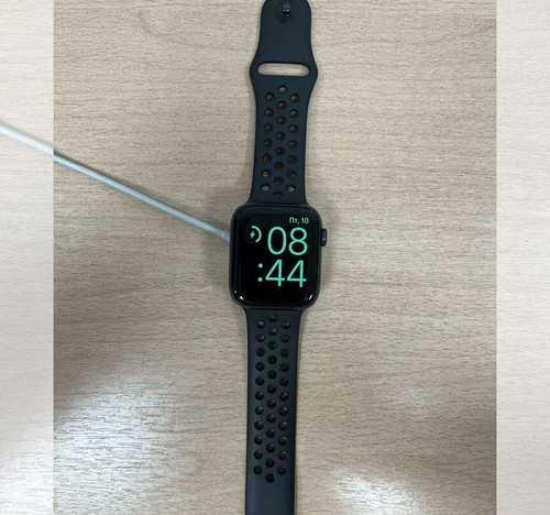 Apple watch SE 44 mm