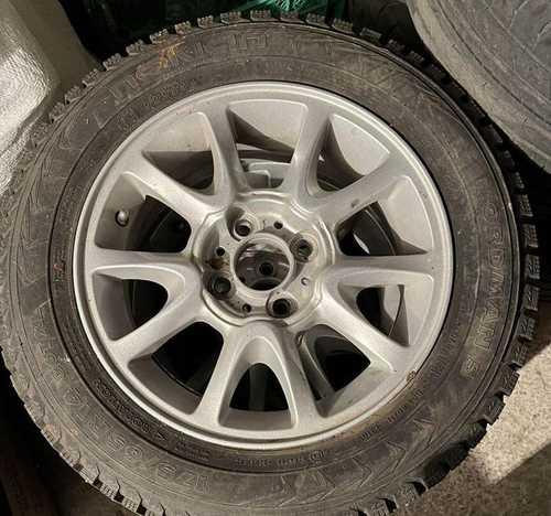 Колеса зимние 175 65 r14 nokian nordman 5