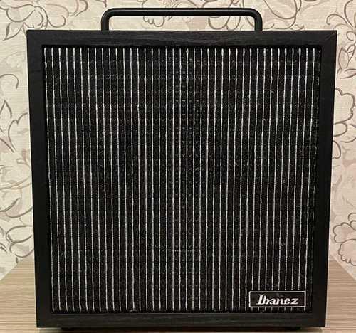 Комбоусилитель ibanez IBZ10GV2