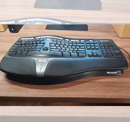 Клавиатура Microsoft Natural Ergonomic Keyboard 40