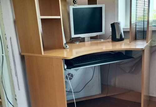 Компьютерный стол бу IKEA светло-коричневый