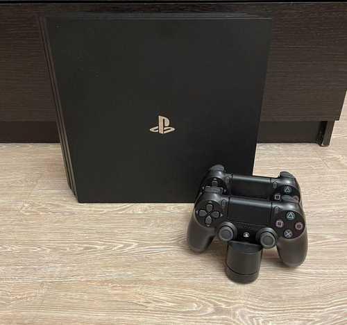 Sony PS4 pro 1tb + 60 ишр + 2 геймпада