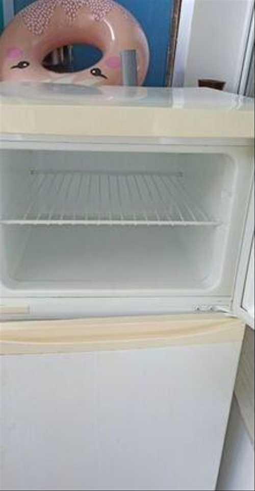 Холодильник бу Ардо