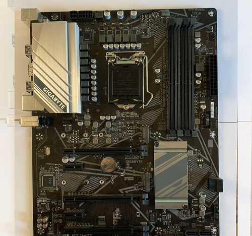 Материнская плата gigabyte z590 D