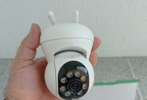 Камера видеонаблюдения с креплением на стену
