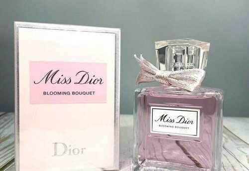 Miss Dior Blooming bouquet