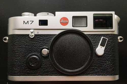 Плёночный фотоаппарат Leica M7