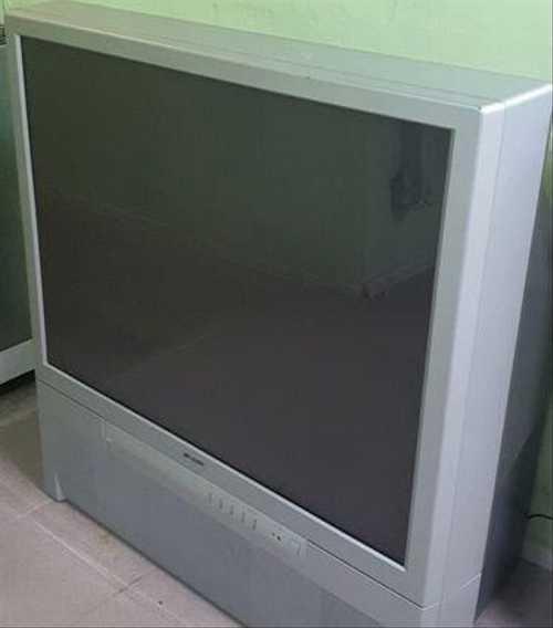 Проекционный телевизор Sony. Диагональ 104см