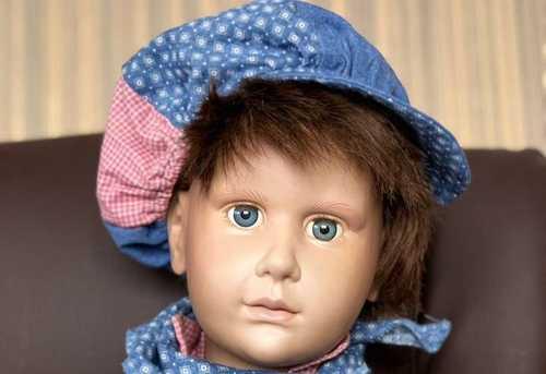 Коллекционная кукла виниловая