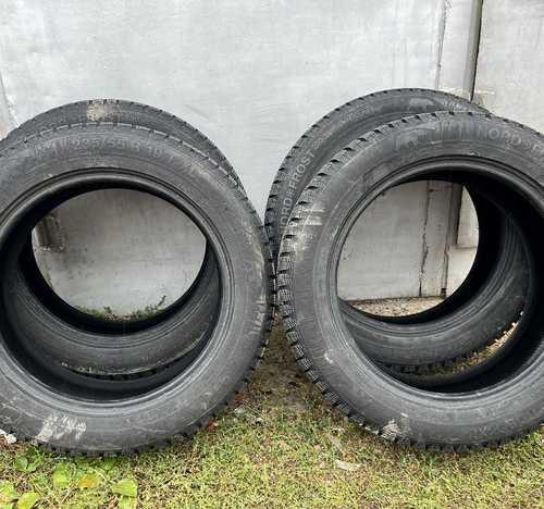 Gislaved Nord Frost 200 SUV 235/55 R19 105T